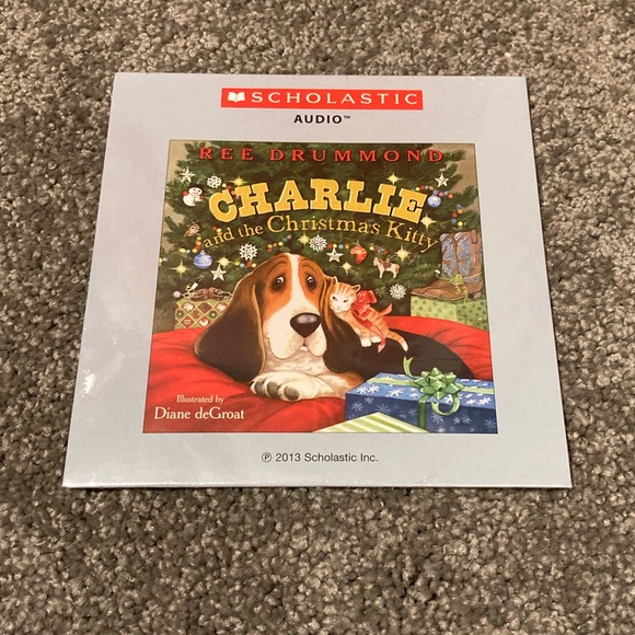 Scholastic | Other | 525brand New Charlie And The Christmas Kitty Book ...